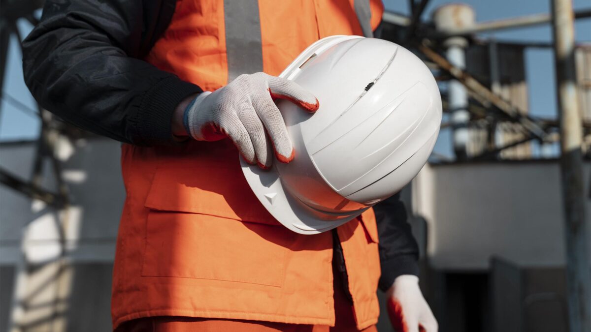 How to Avoid Common Dangers in Handling and Securing Loads